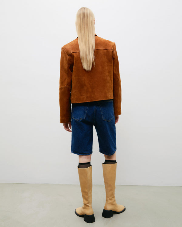 Upcycled Cognac Jacket – Minimalist Design for Women | worn